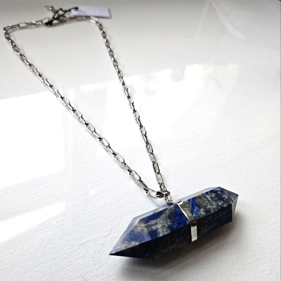 Elle Louise | Jewelry | Elle Loise Lapis Single Loop Choker Necklace ...